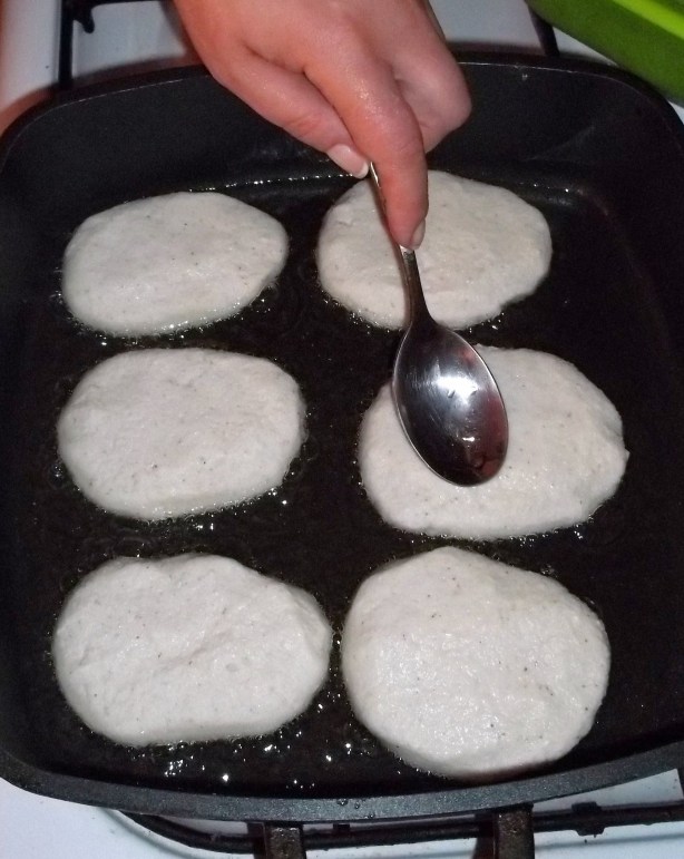 About Food – Mchadi (Georgian Cornbread) | Georgia About