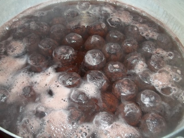 About Food – Kaklis Muraba (Pickled Walnuts) | Georgia About